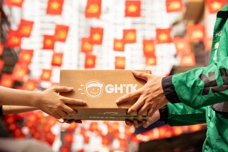 Giải pháp logistics cho công ty mỹ phẩm của GHTK: An toàn & Tối ưu ...
